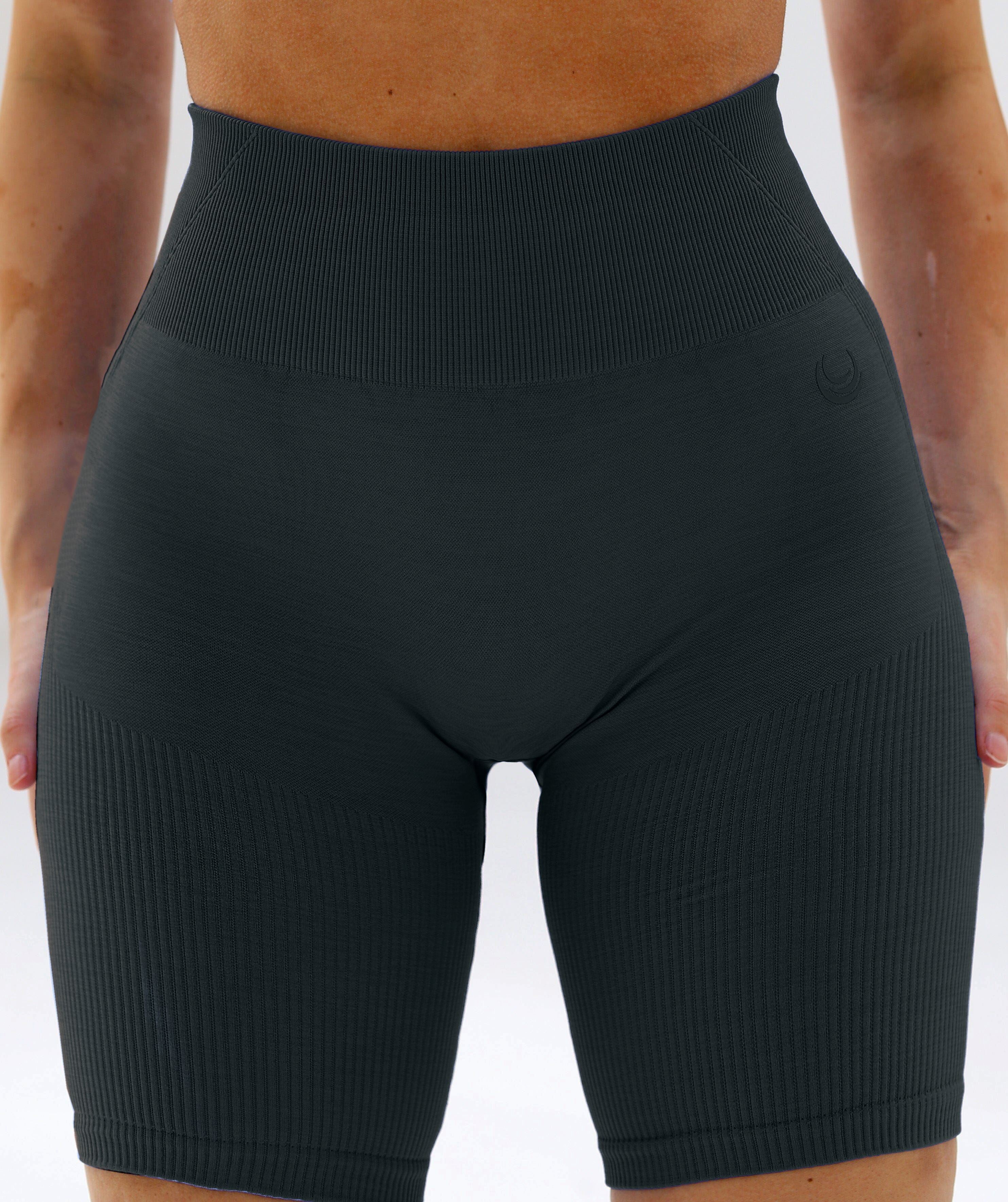 Scrunch Seamless Ribbed Contour Shorts – Lazuli Label